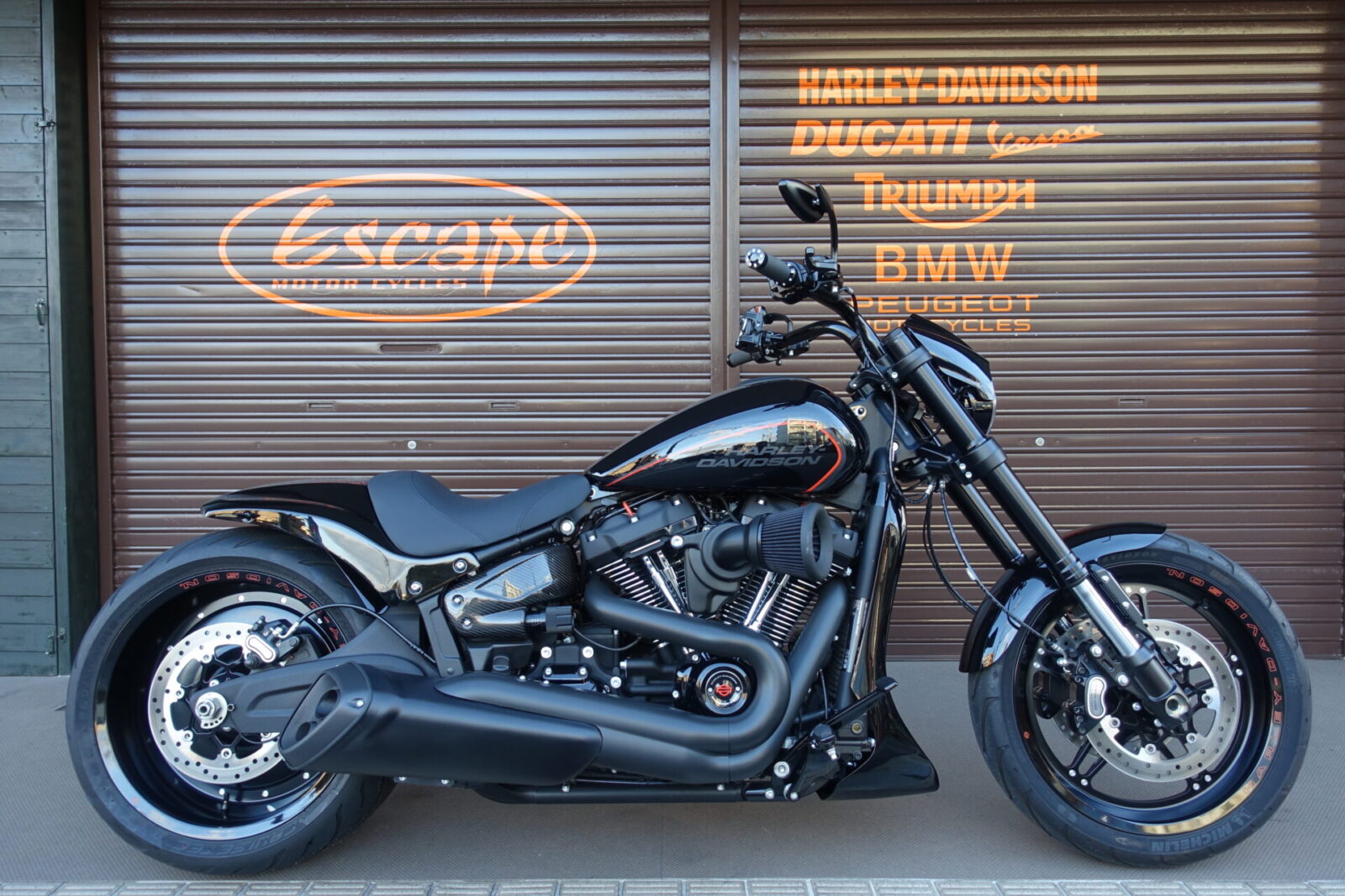 FXDR114 Noy’sカスタムオーダー車 | Escape Bike